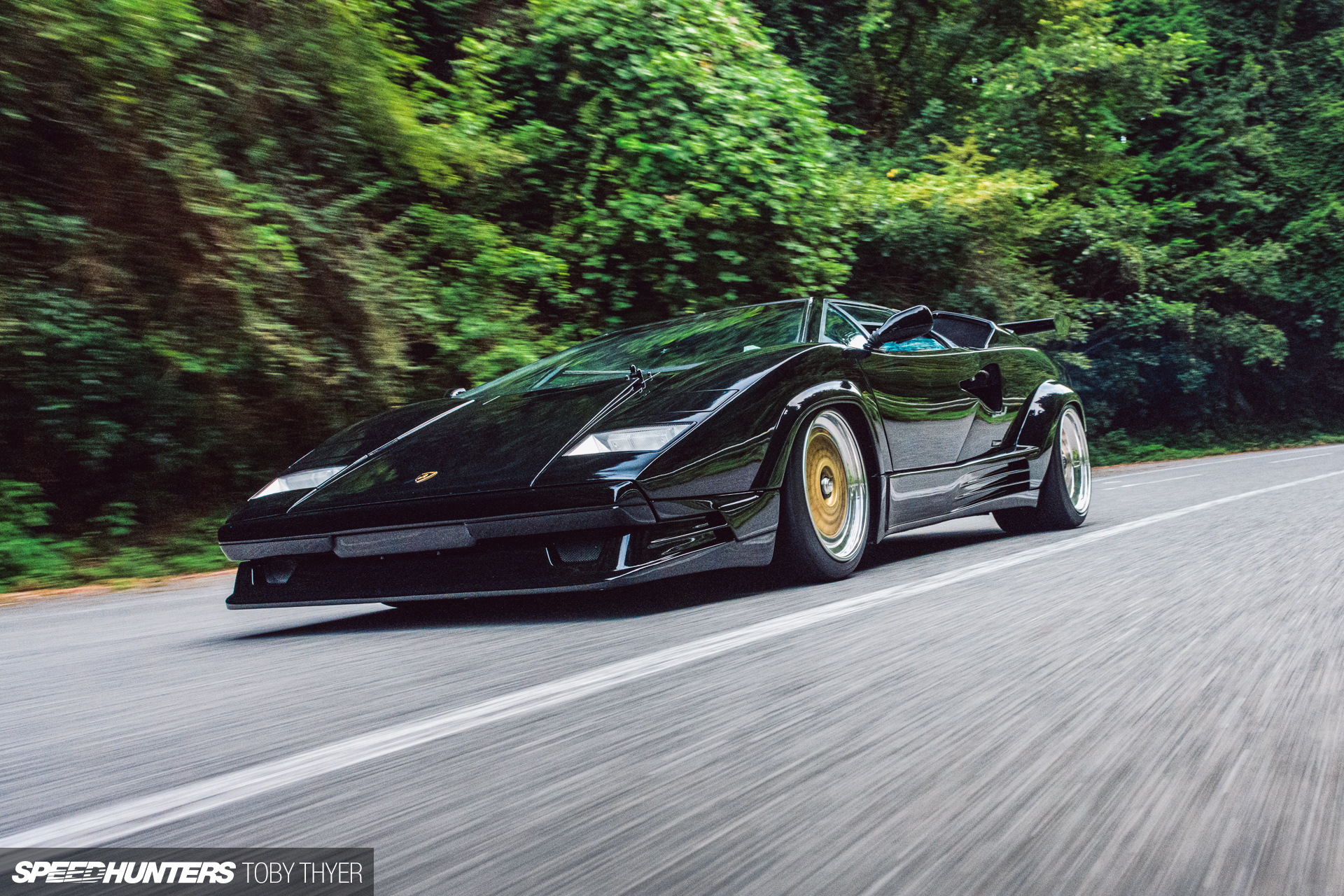 Bagged Bull: Madlane's 25th Anniversary Countach - Speedhunters