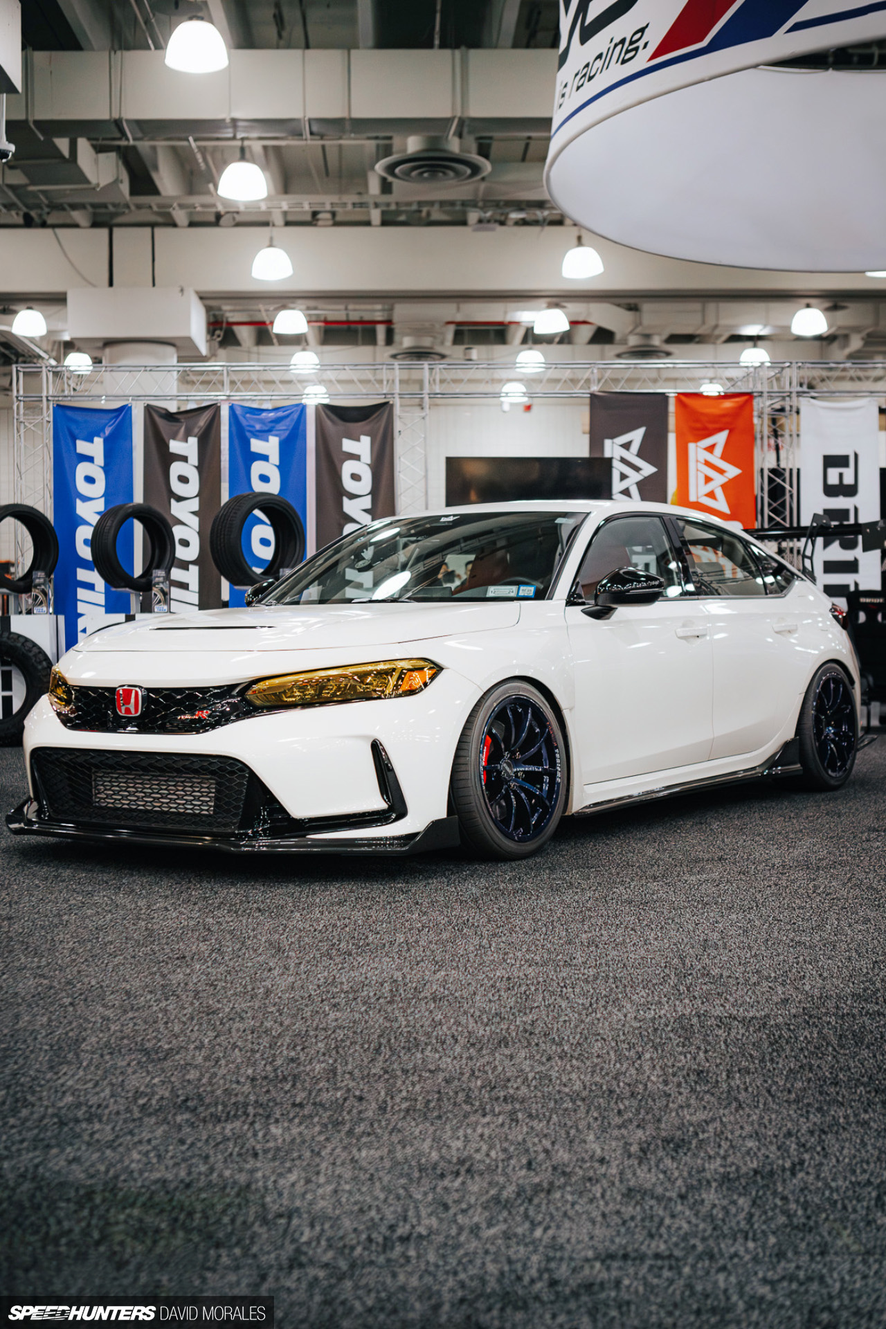NYIAS Evolved: The R2X Rides + Rigs Expo - Speedhunters