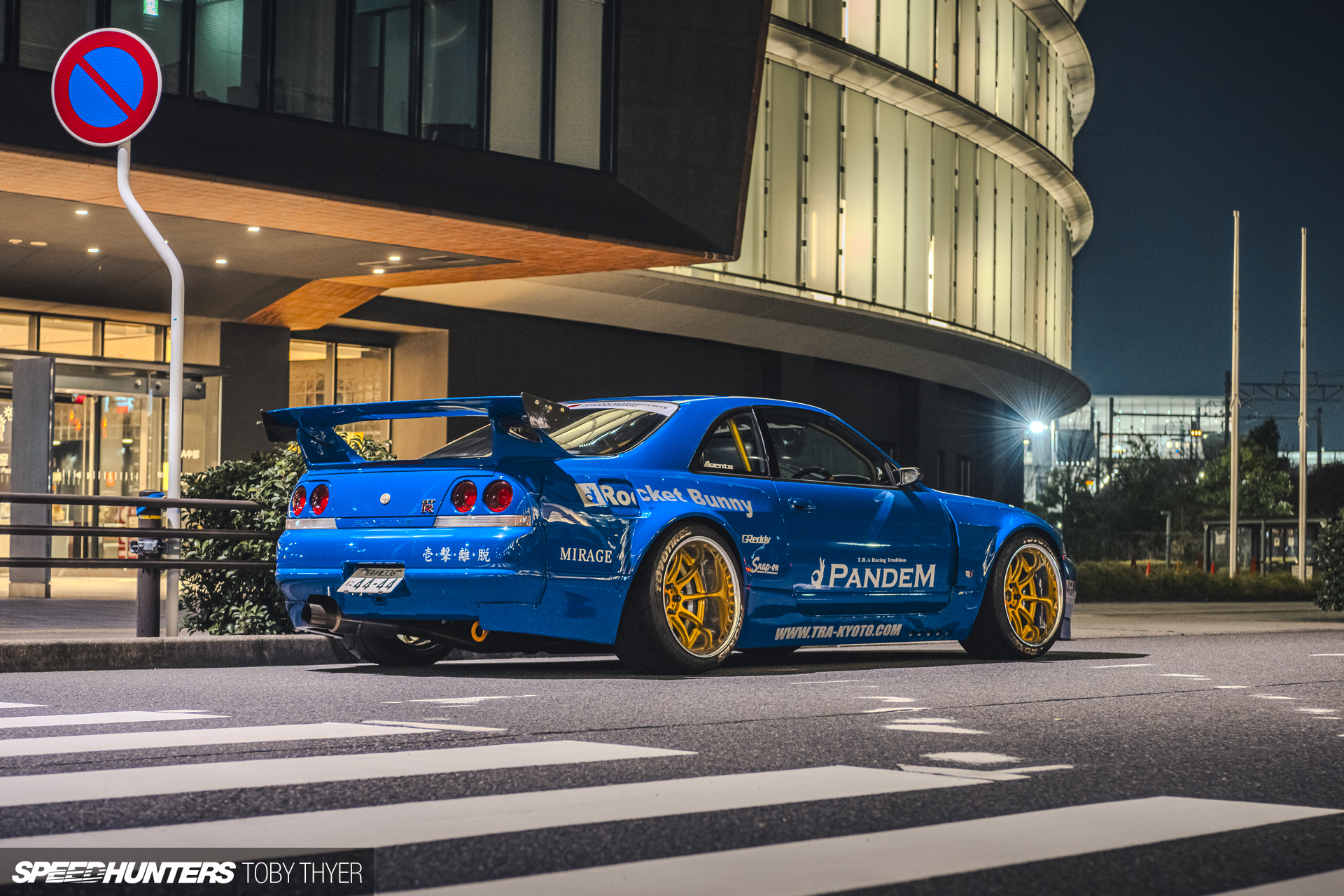 Mixing Work With Pleasure: An Extra-Wide R33 GT-R - Speedhunters