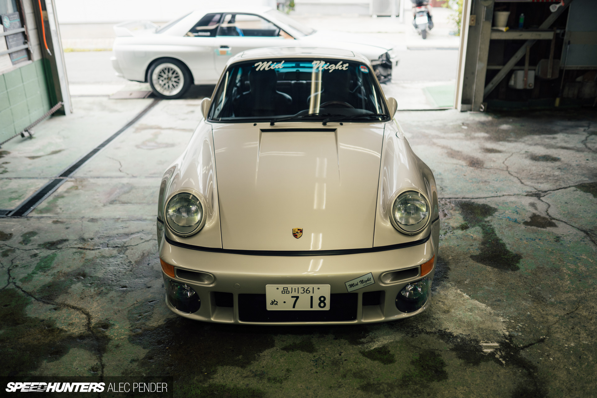 Auto Garage TBK: The Mid Night Club Porsche Factory - Speedhunters