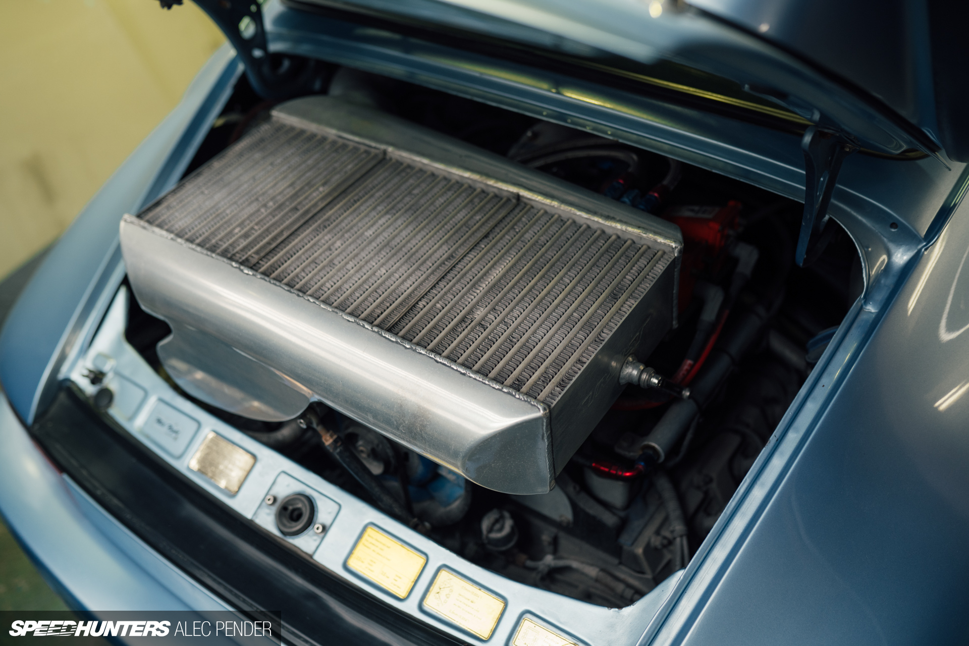 Auto Garage TBK: The Mid Night Club Porsche Factory - Speedhunters