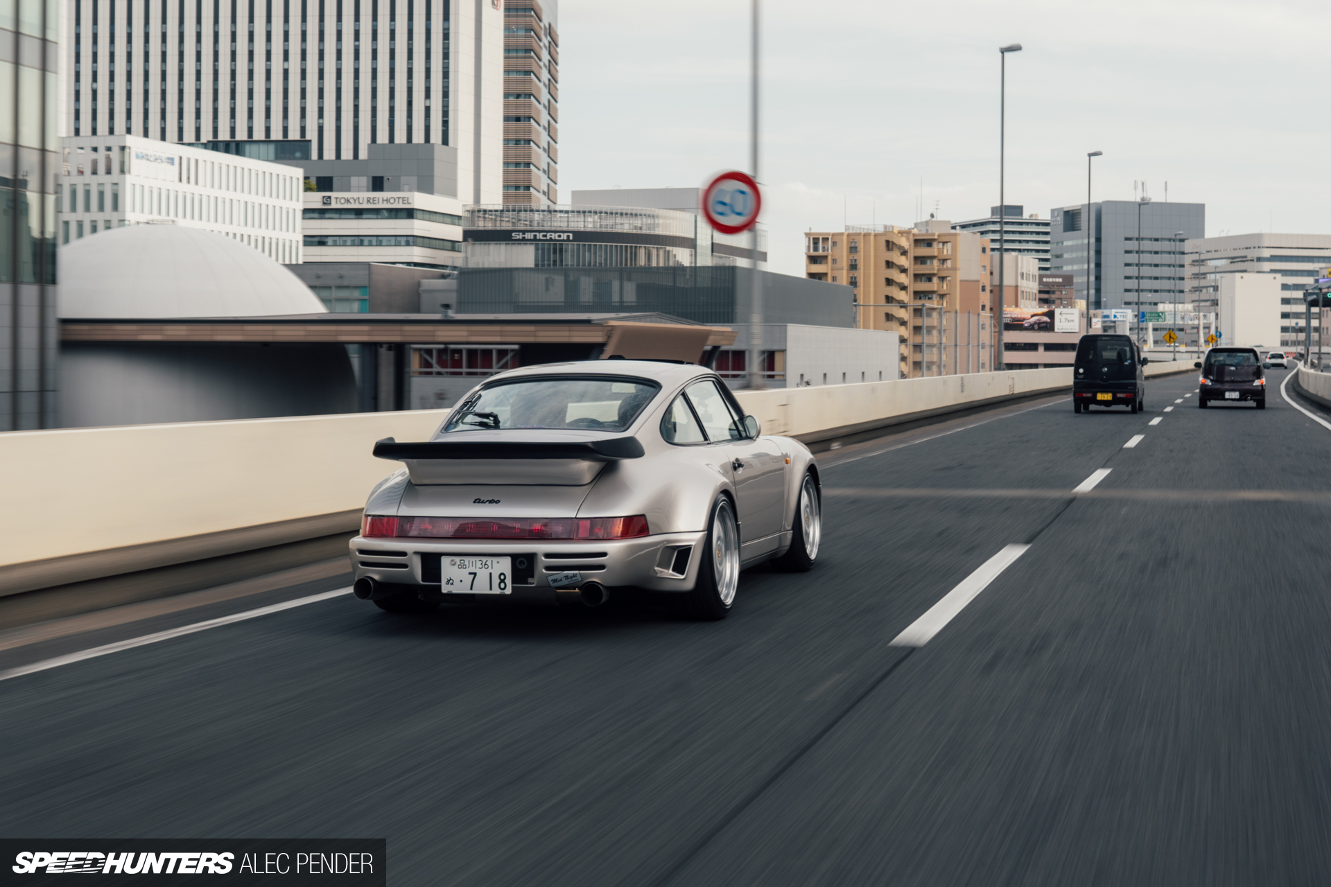 Auto Garage TBK: The Mid Night Club Porsche Factory - Speedhunters