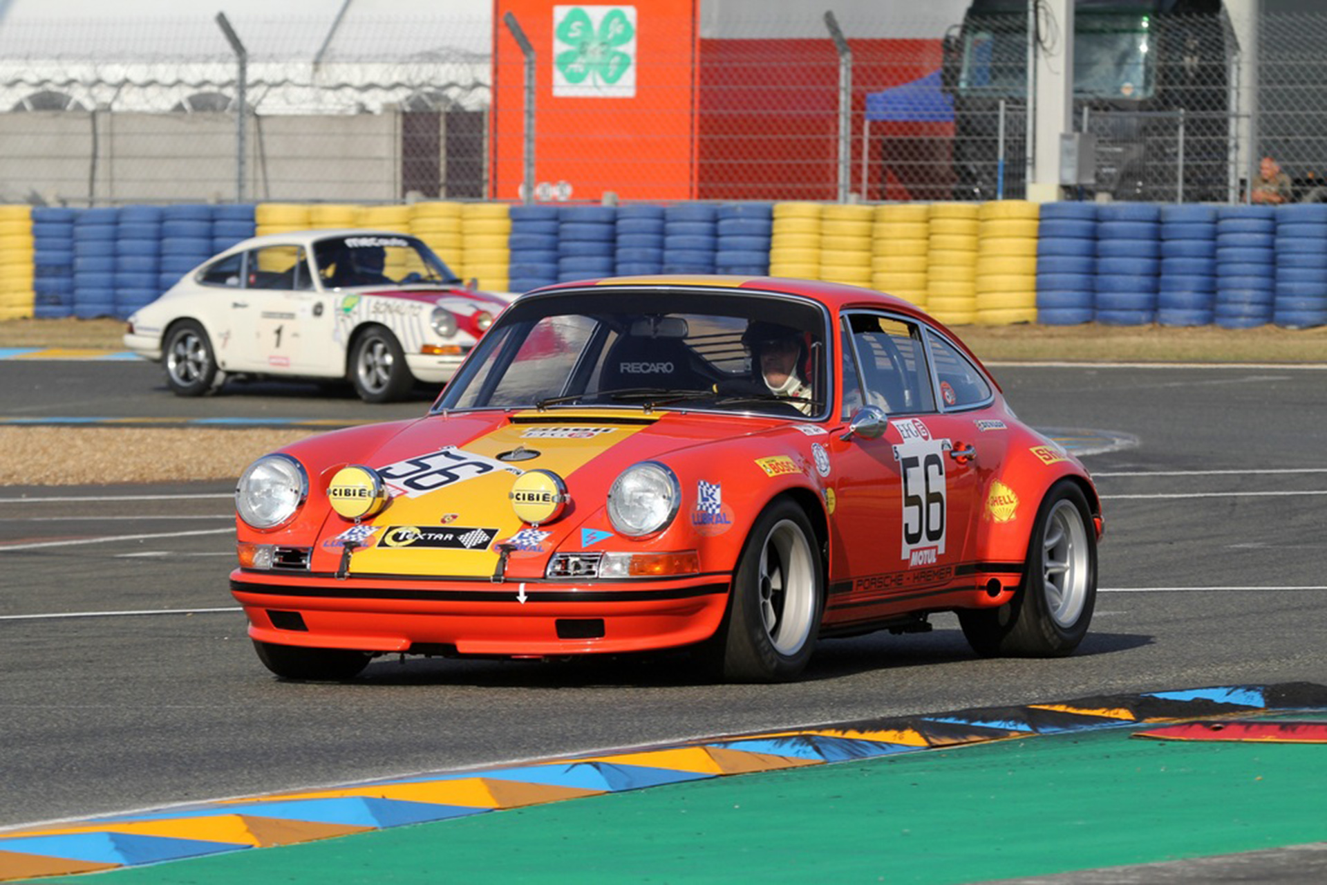 A Perfectly Simple Porsche - Speedhunters