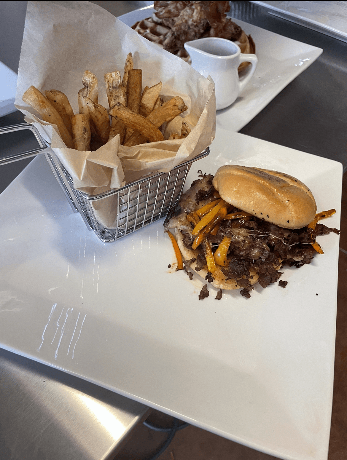 Burton's Farmhouse Offers Food Catering in Paoli, IN 47454