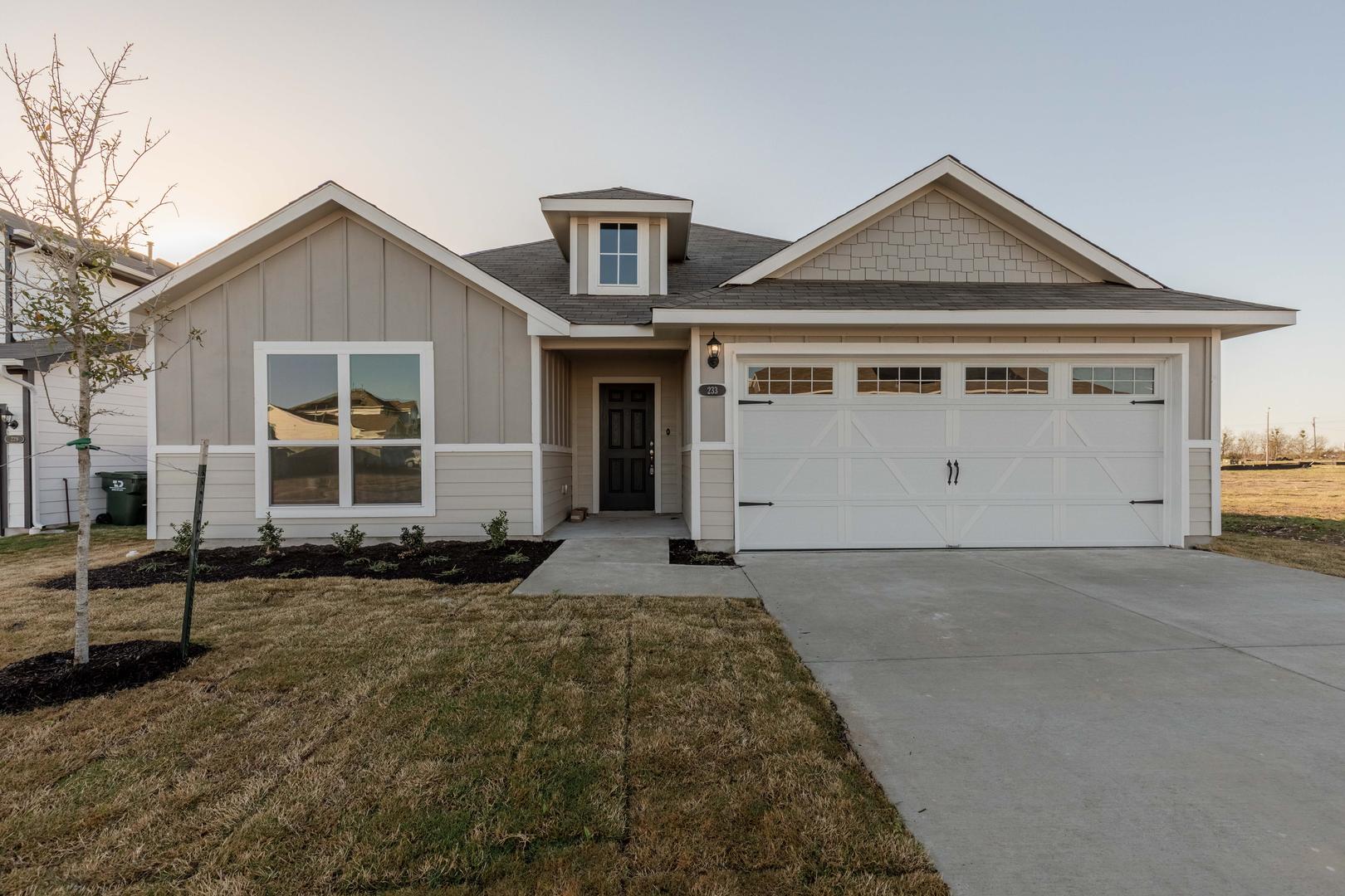 233 Gray Wolf Dr, San Marcos, TX 78666 | Sunroom Rentals