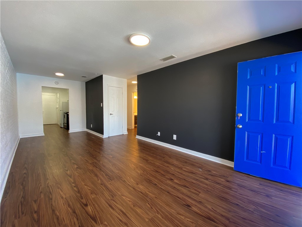 8204 Sam Rayburn Drive C, Austin, TX 78753 | Sunroom Rentals