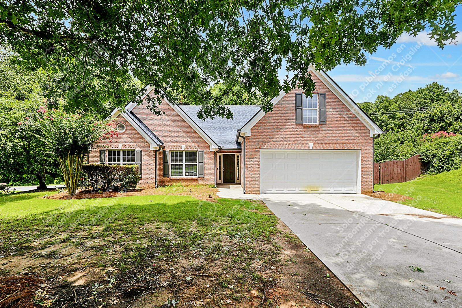 1652 Amhearst Mill Dr, Lawrenceville, GA 30043 | Sunroom Rentals