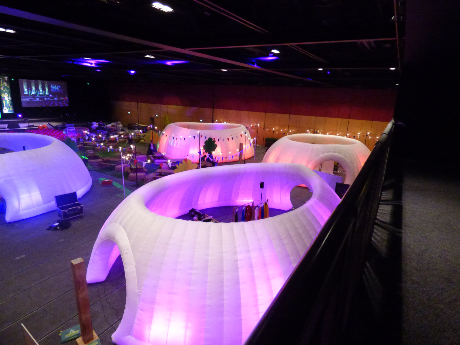 Inflatable Indoor Structures