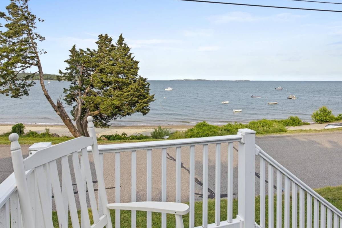 Kingston Vacation Rental | Classic Beach Getaway in Kingston w/ Ocean ...