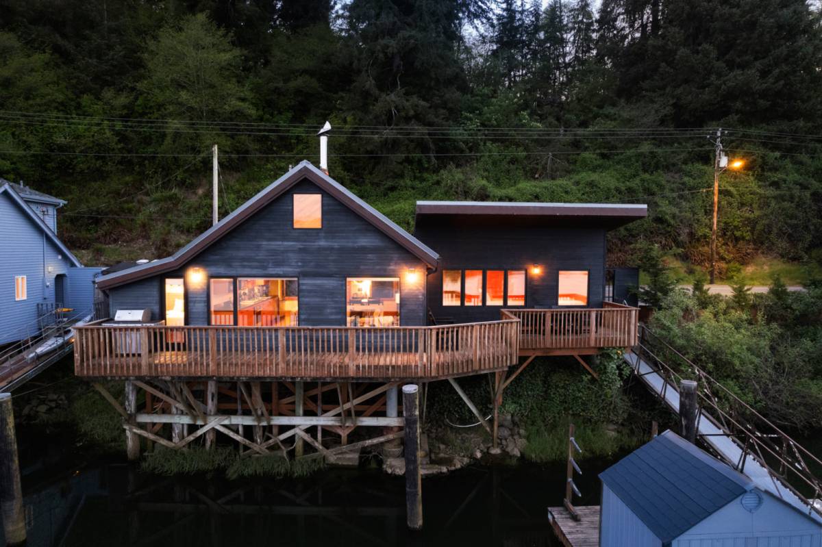 Nehalem Vacation Rental | Breathtaking Nehalem River Views, Pet ...