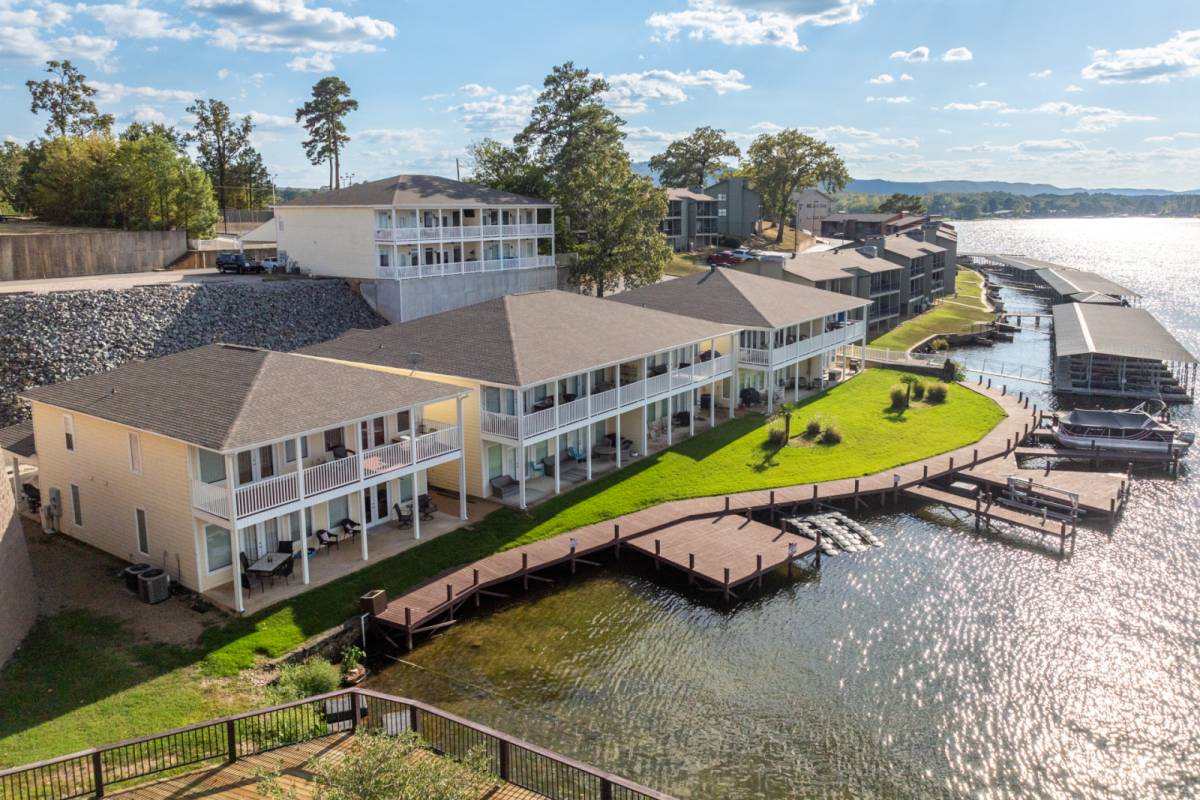 Hot Springs Vacation Rental | Catalina Lakeside Retreat | Centrally ...