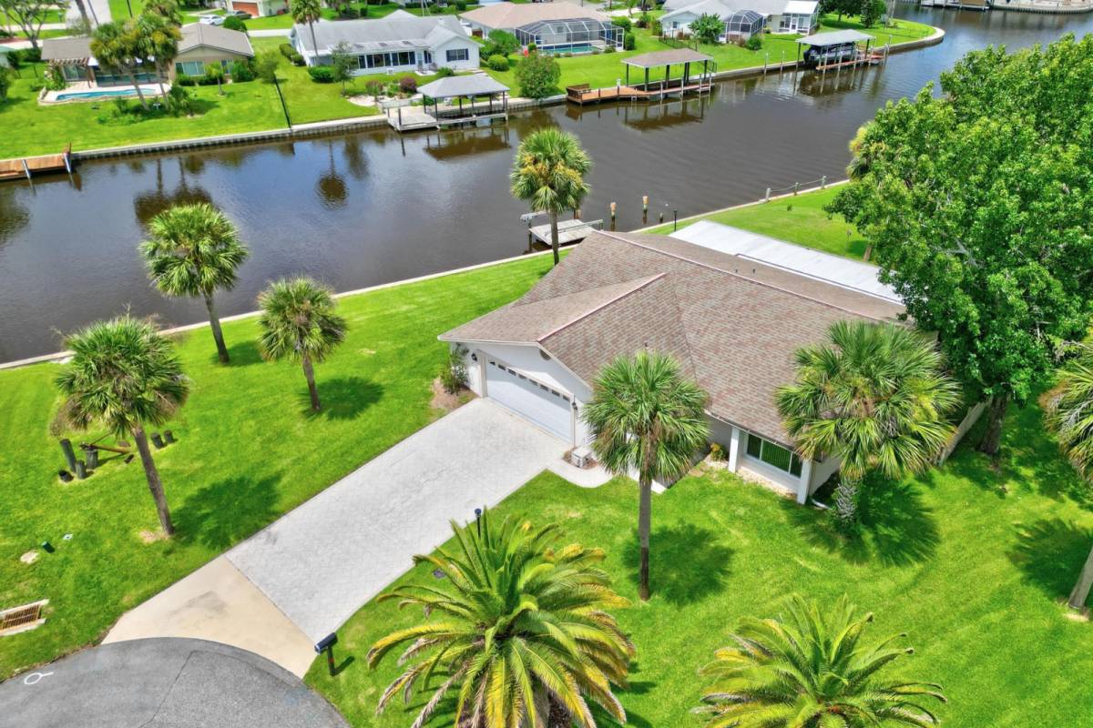 Palm Coast Vacation Rental | Anchors Landing Waterfront Home | Dock ...