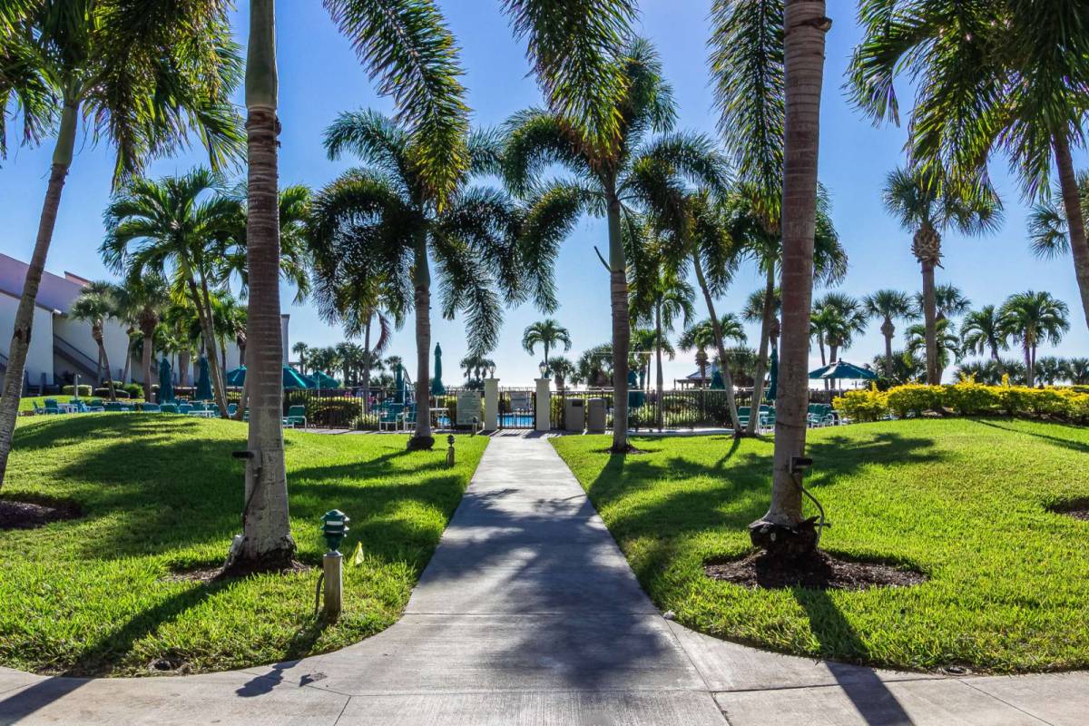 Siesta Key Vacation Rental | Siesta Dunes Modern Condo | Private Beach ...