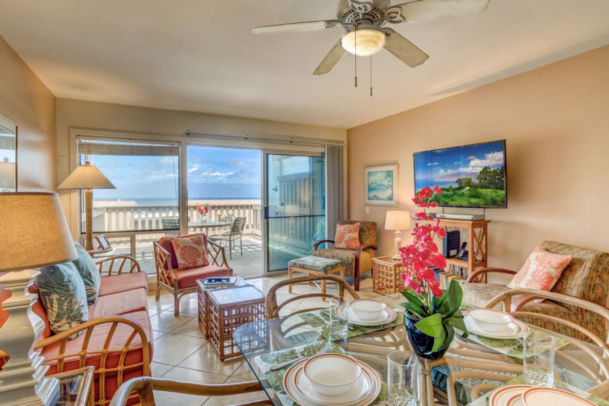 Lahaina Vacation Rental | Kahana Sunset E2: “Sale” into Whale Season ...