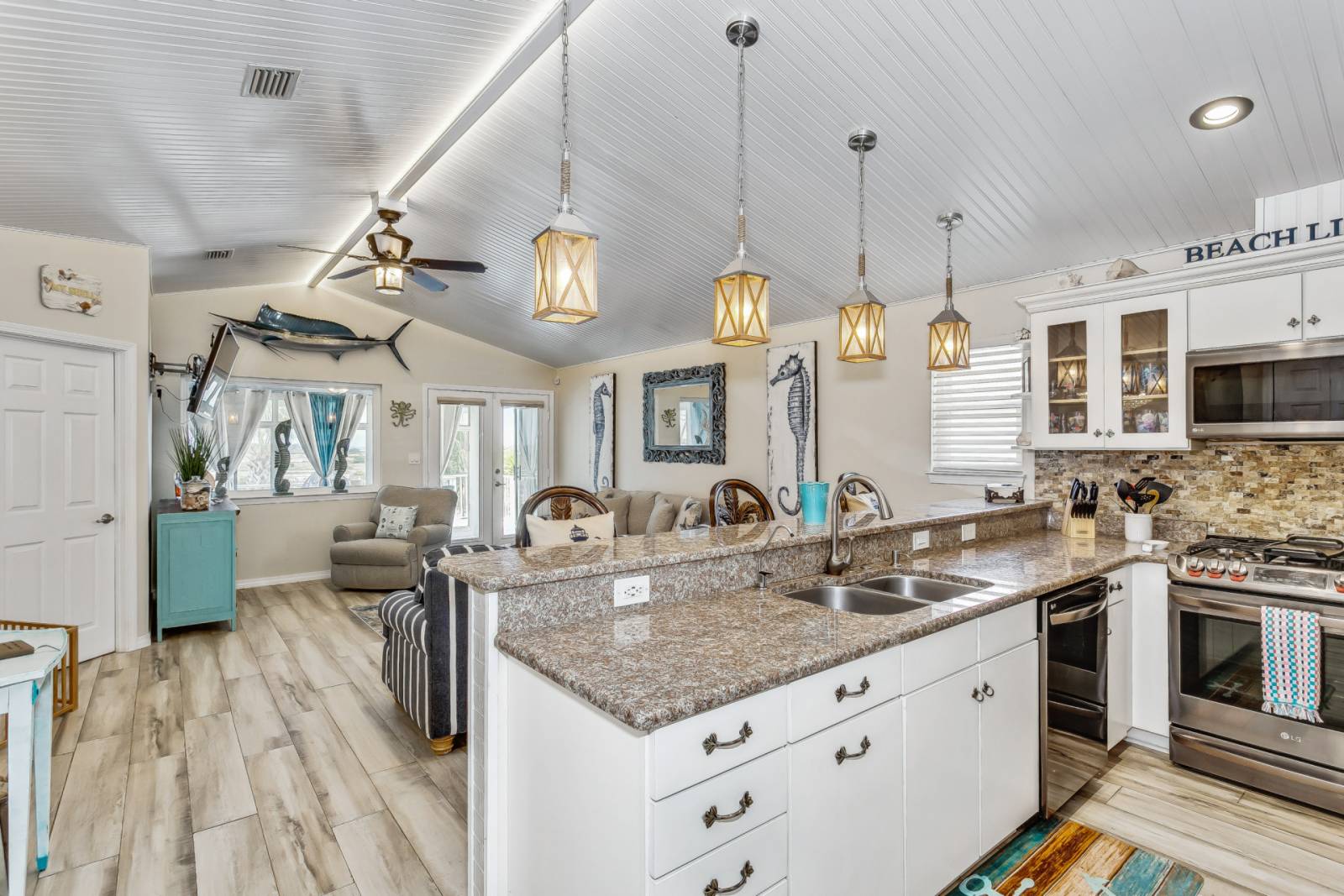 Navarre Beach Vacation Rental | My Shell | Home Rental on iTrip.net