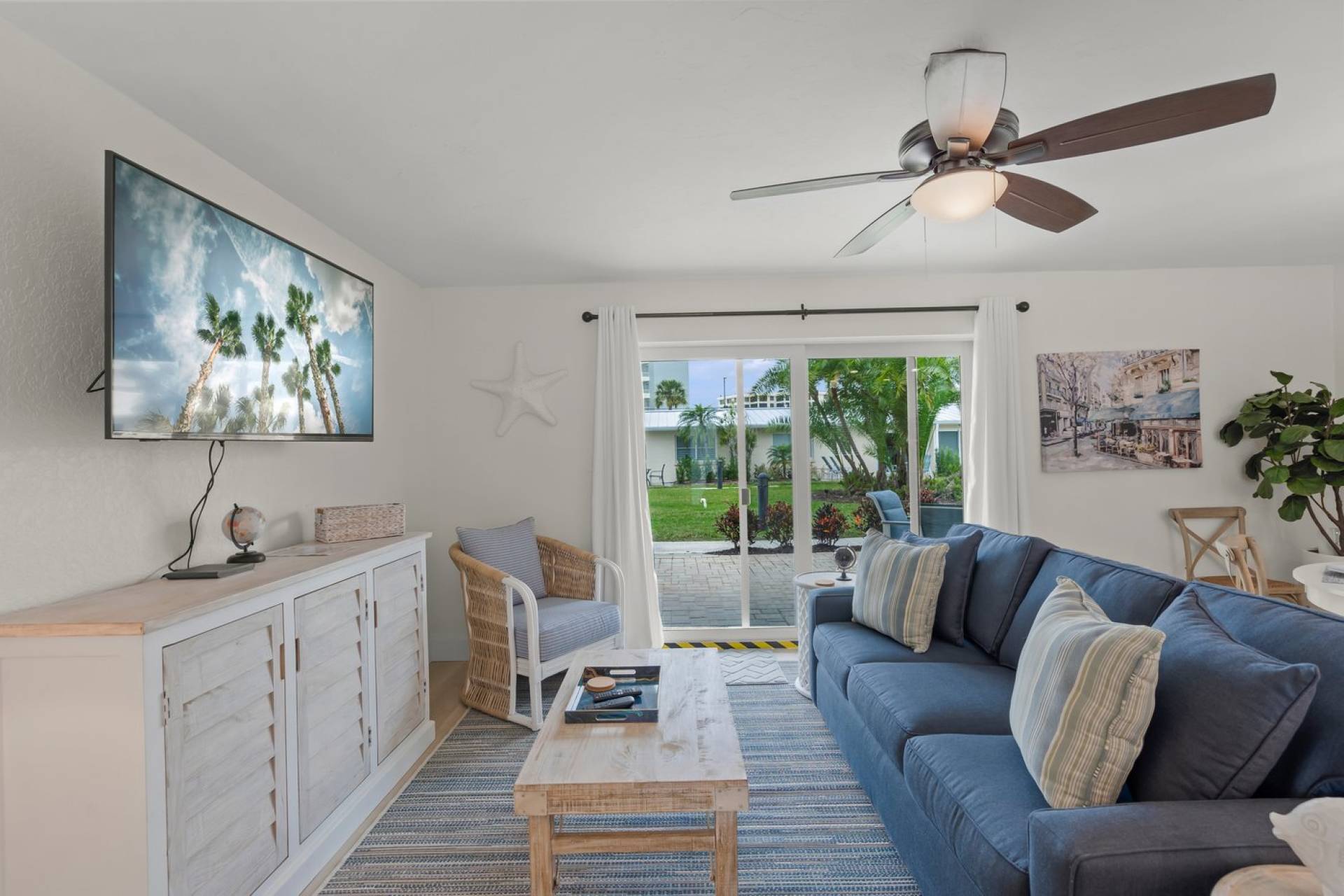 Jamaica Royale Townhome #3 - Steps To Pool & Beach - Siesta Key, FL