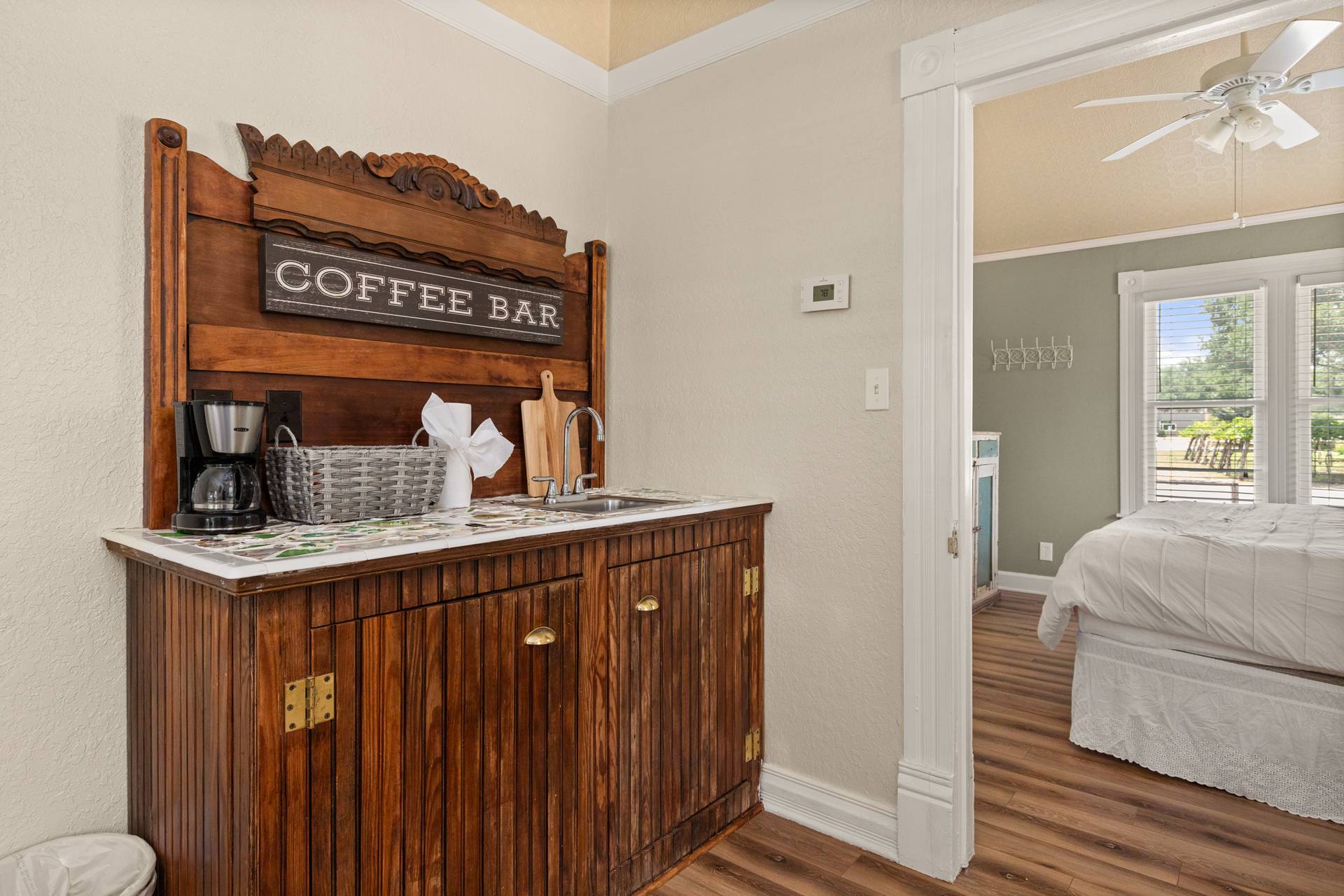 New Braunfels Vacation Rental | #23 The Rose Cottage – Historic King ...