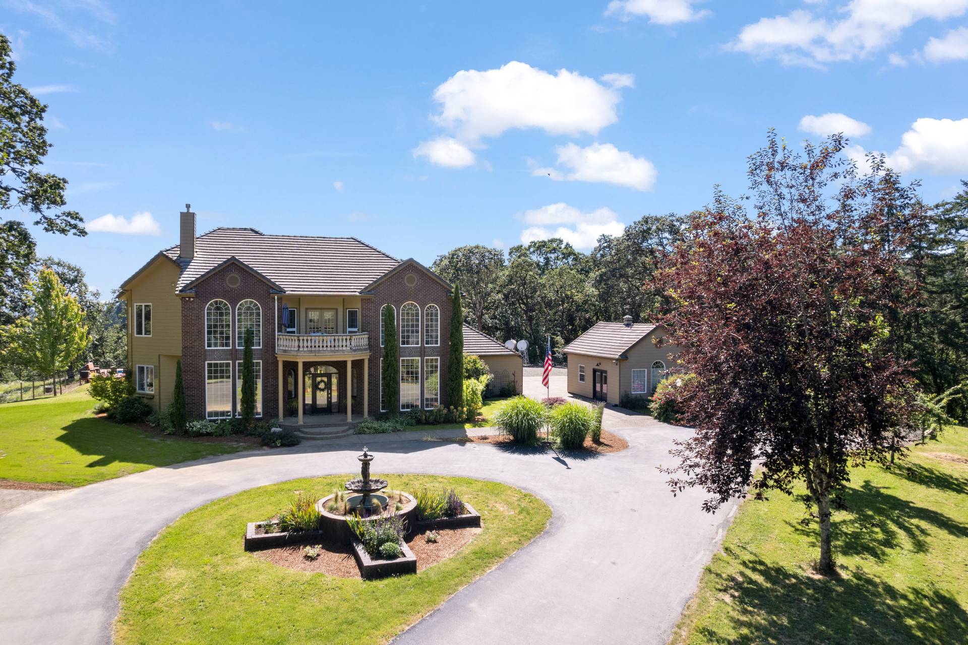 Rickreall Vacation Rental | Legendary Escape w/ Countless Amenities ...