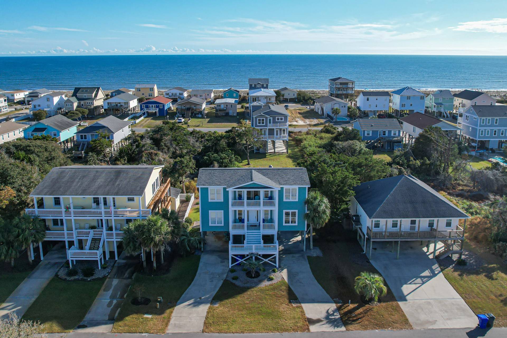 Ocean Views And Inviting Porches - Charming Coastal Haven - Oak Island, NC