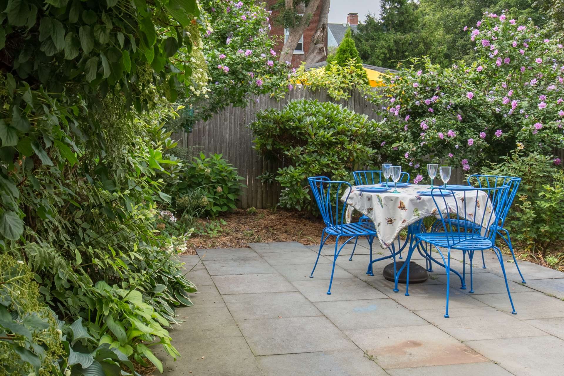Charming Historic Escape With Elegant Garden - Unique Coastal Haven - Salem, MA