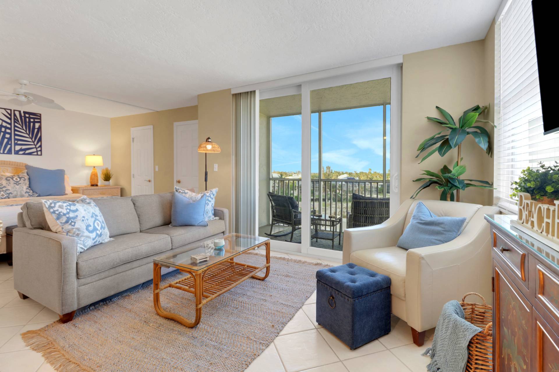 Beach & Tennis 4503 - Bonita Springs, FL