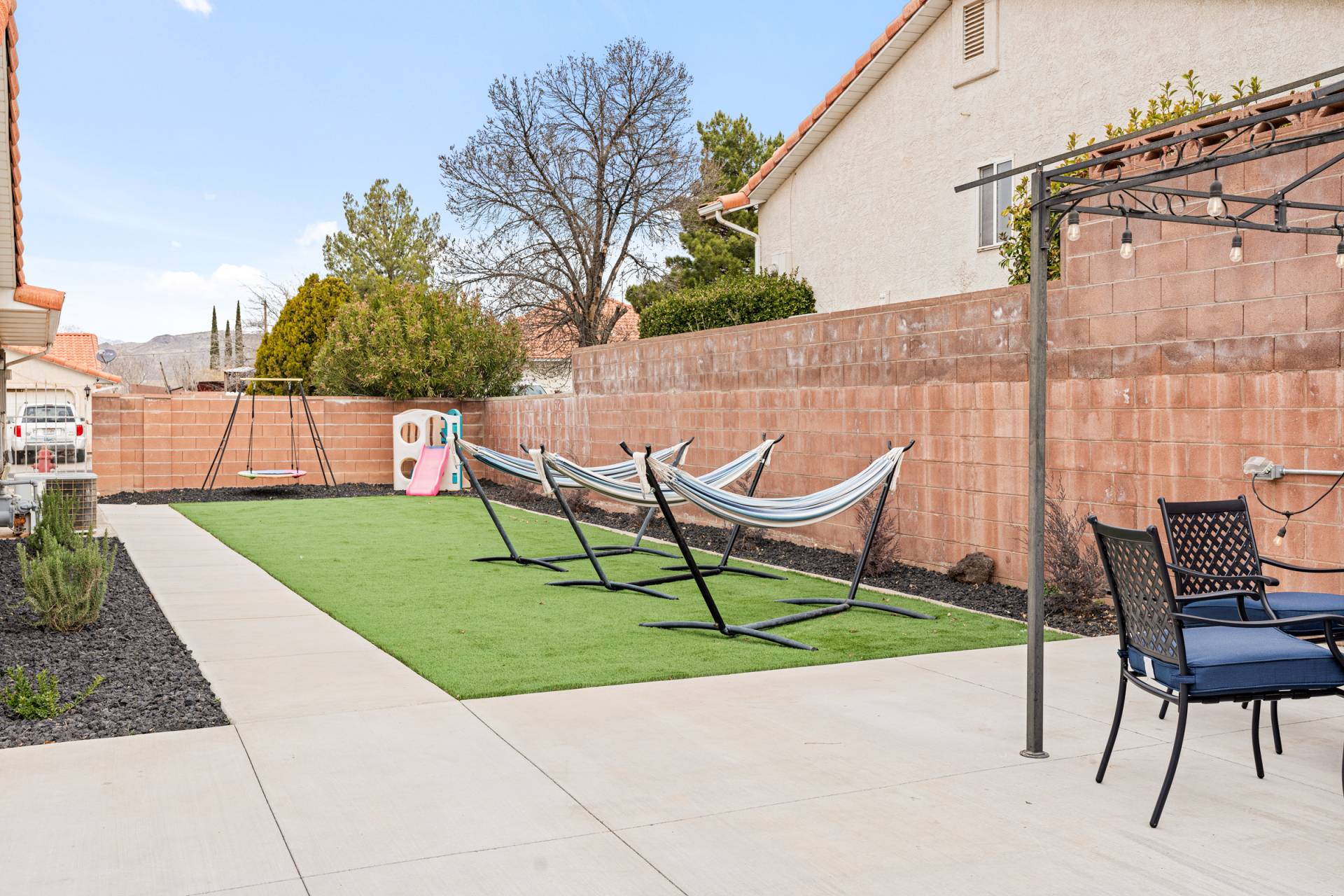 Cozy Patio With Bbq And Red Rock Views - Inviting Family Haven - La Verkin, UT