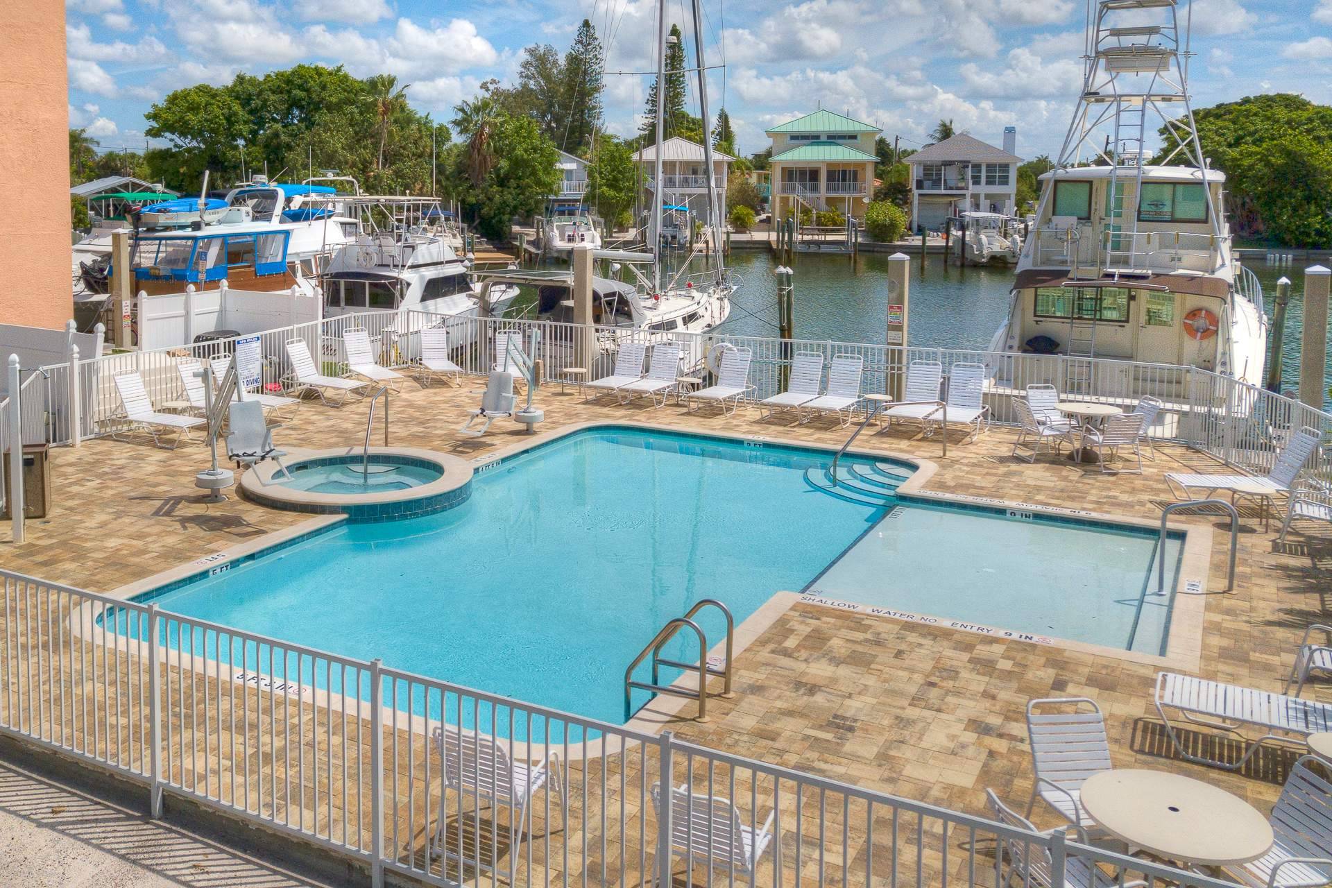 305 - Madeira Bay Resort - Madeira Beach, FL
