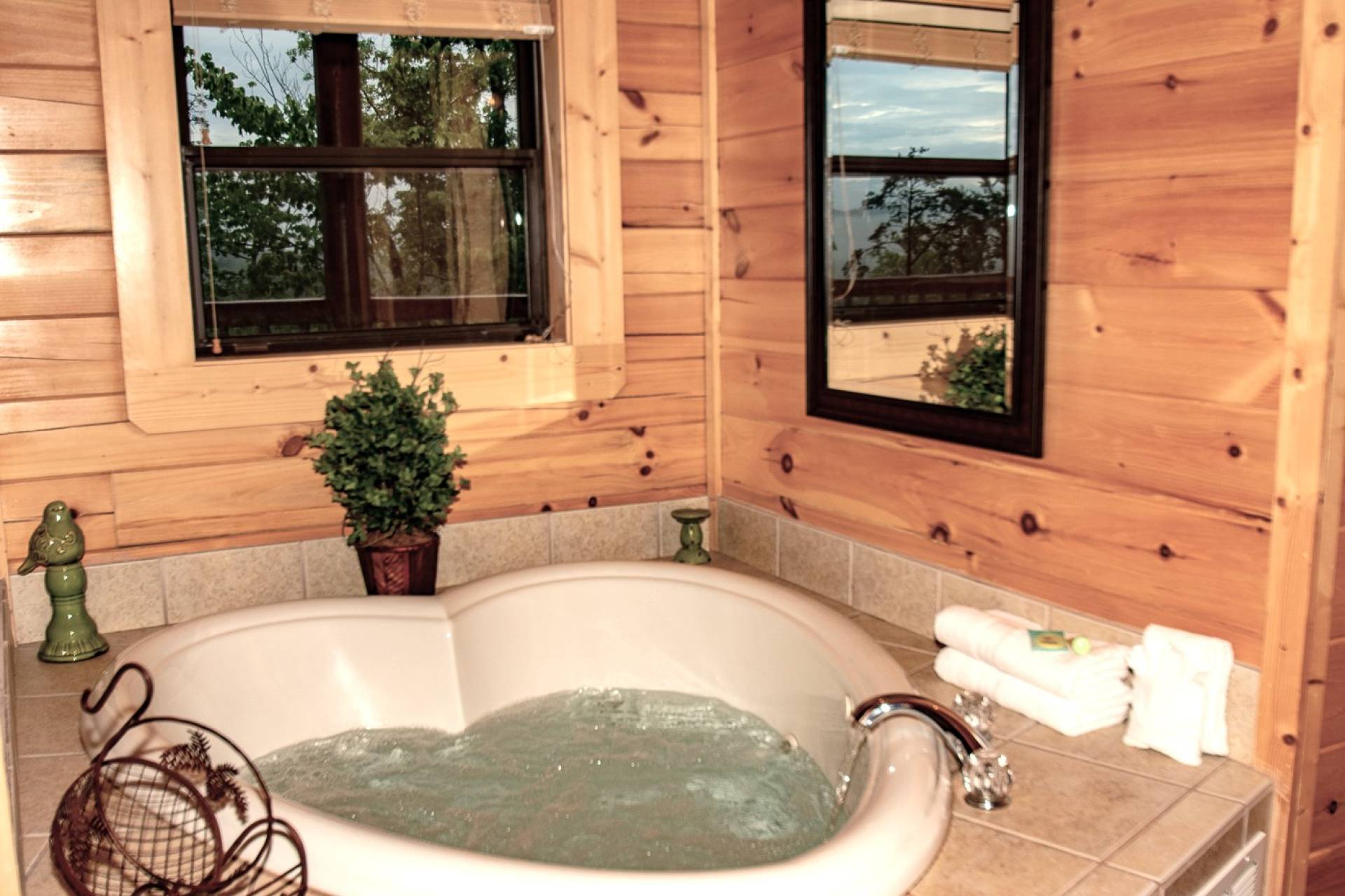 Pigeon Forge Vacation Rental | Free Park Tickets*|Covered Bridge Resort ...