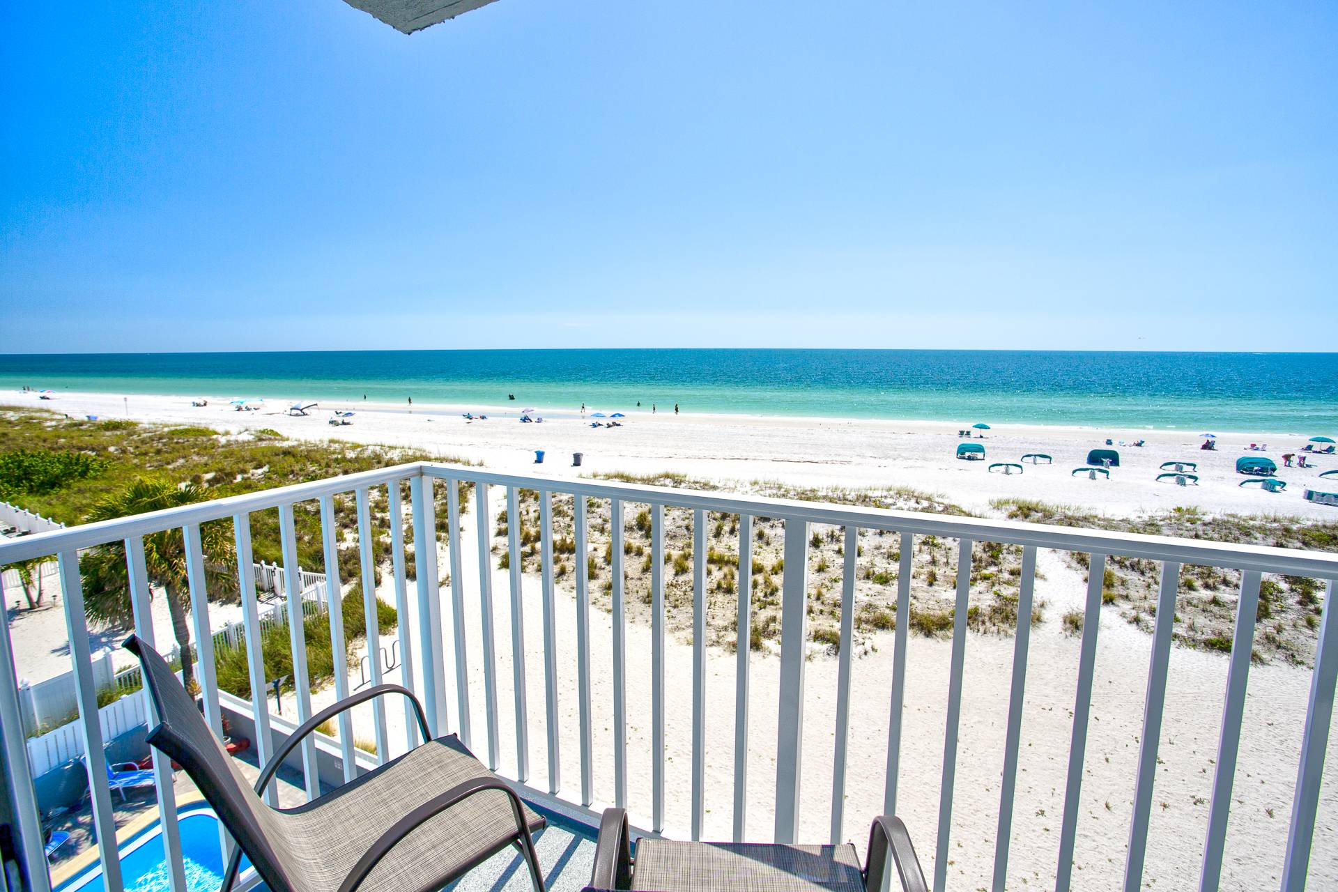 Heated Pool And Sunset Views - Exquisite Beachfront Sanctuary - Treasure Island, FL