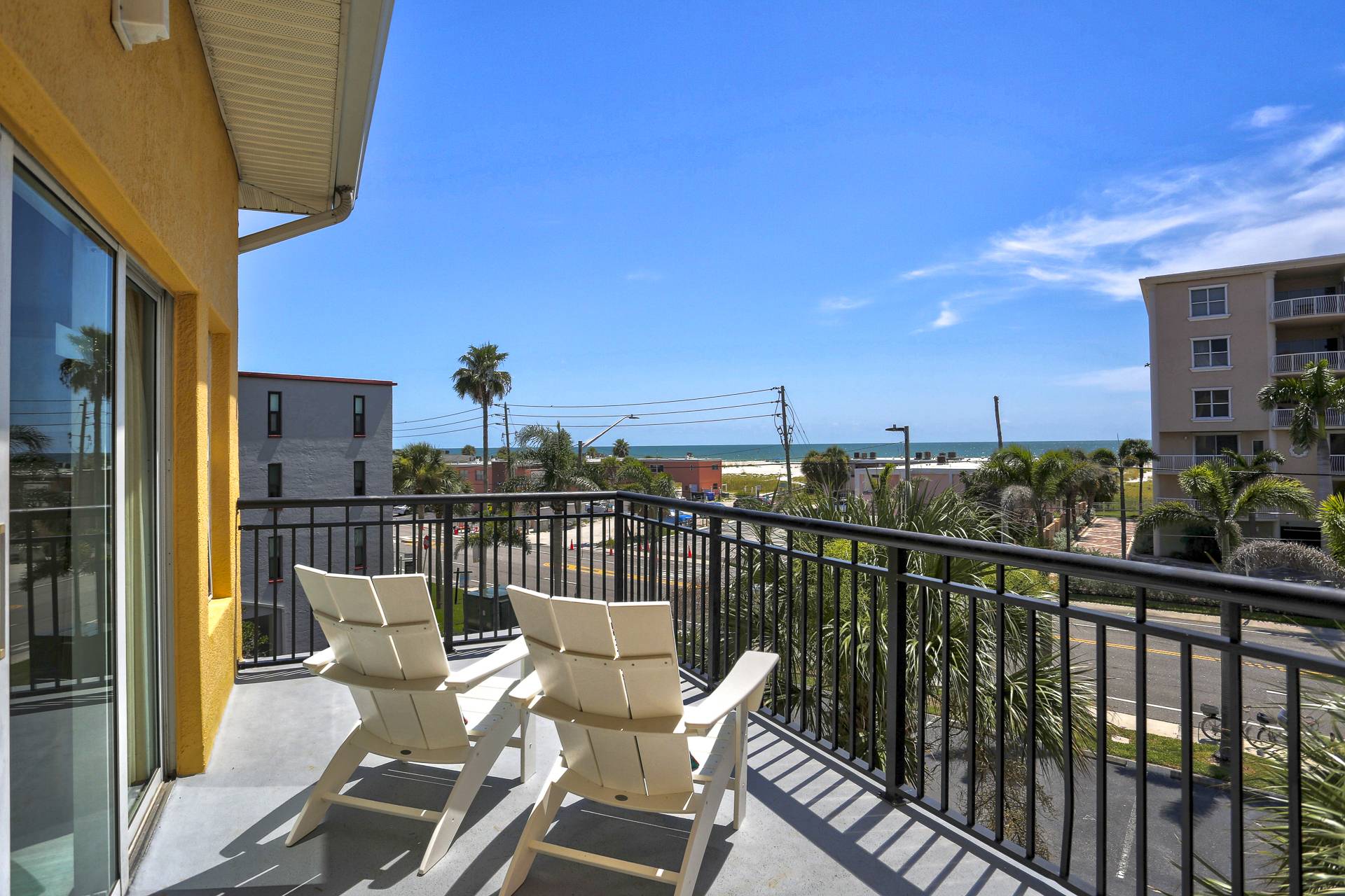201 - Palms Of Treasure Island - Treasure Island, FL