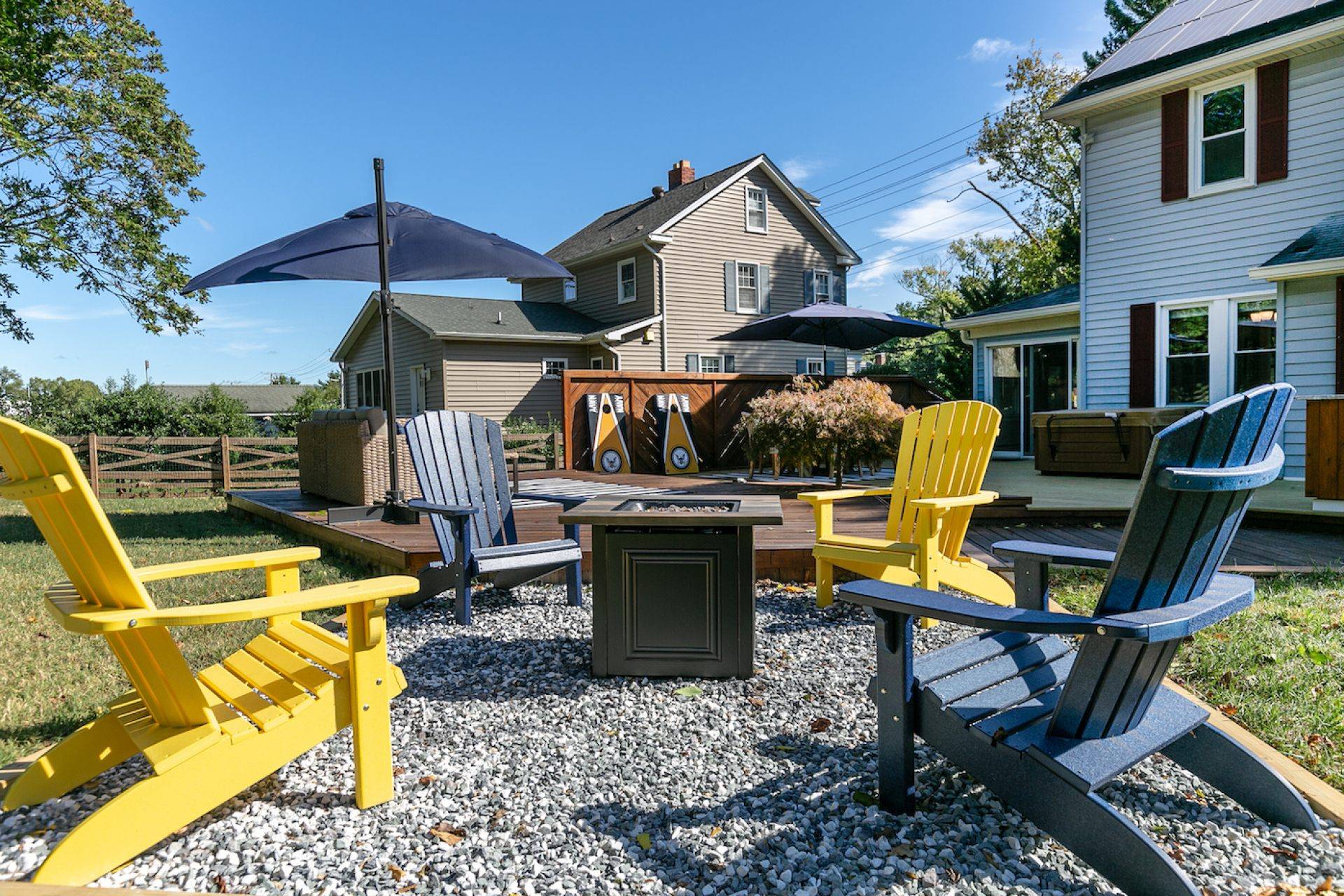 Charming Backyard Oasis With Hot Tub And Outdoor Kitchen - Stylish Retreat - Annapolis, MD