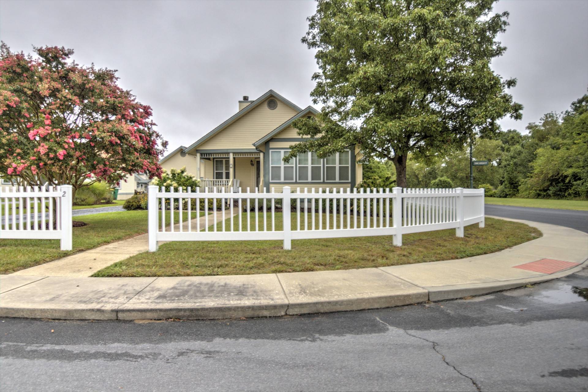 Charming Cottage With Community Pool And Activity Passes - Spacious Retreat - Delaware