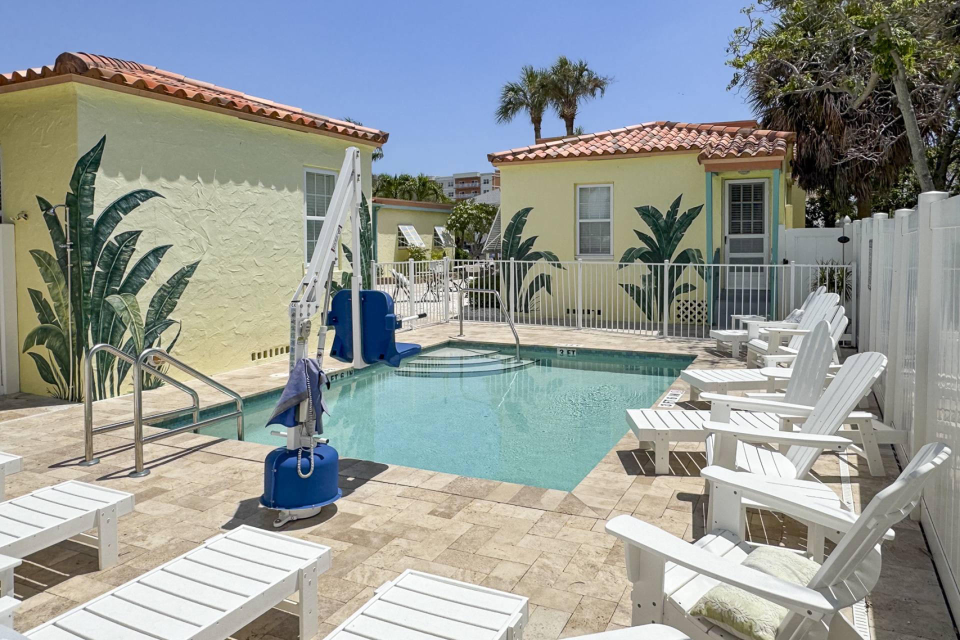2 - Island Paradise Cottages - Sea Breeze - Madeira Beach, FL