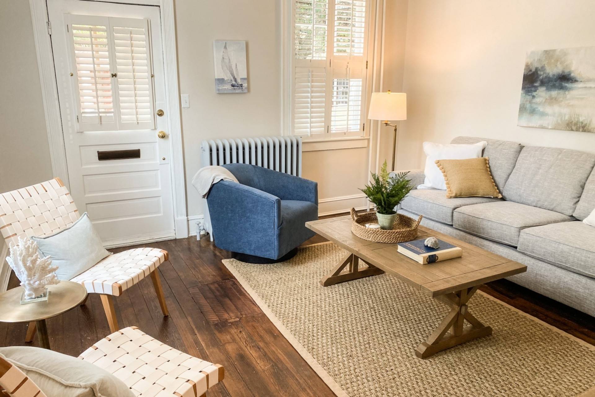Gorgeous Gourmet Kitchen And Furnished Patio - Stunning Urban Haven - Annapolis, MD