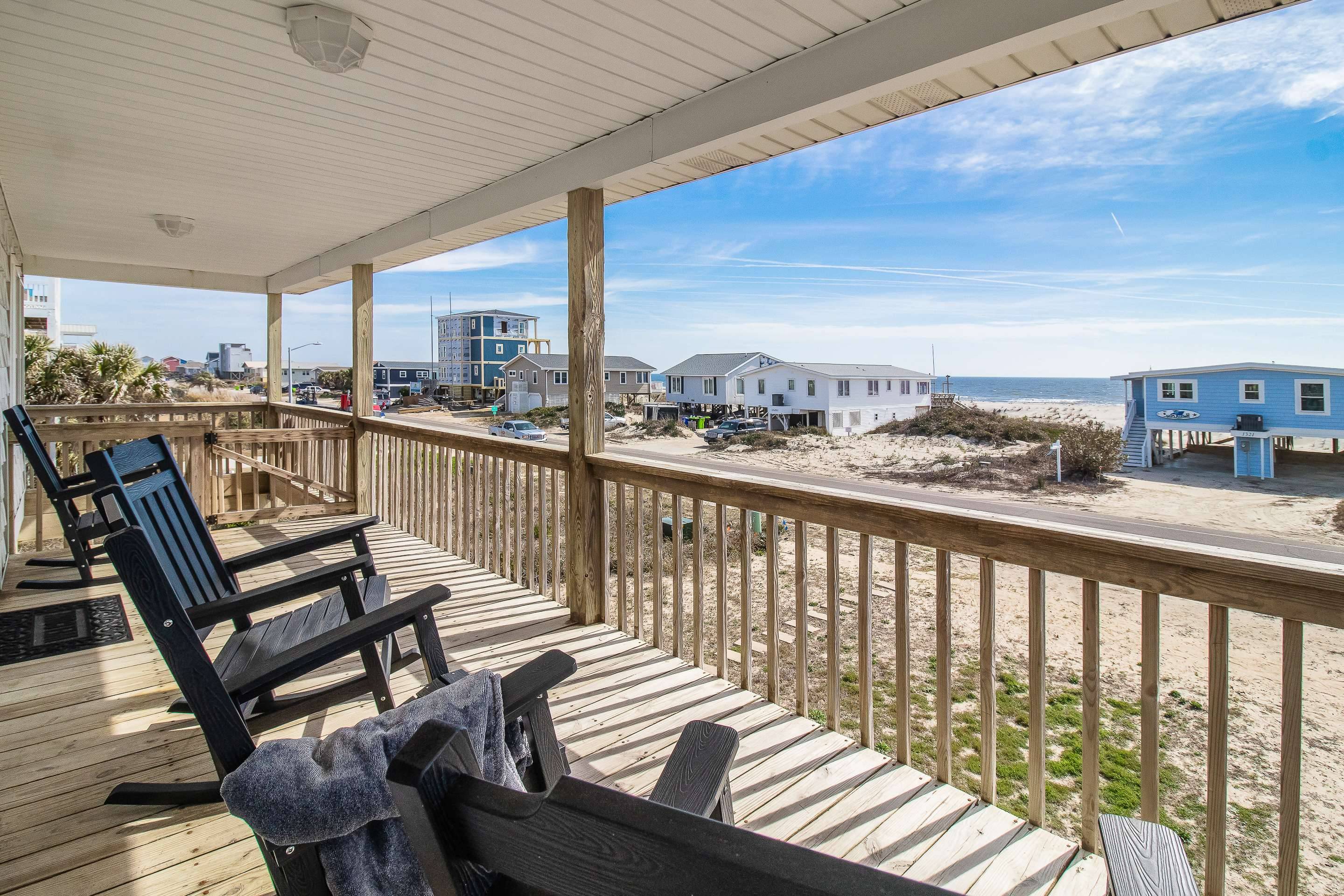 Ocean View And Outdoor Entertaining - Beautiful Coastal Sanctuary - Oak Island, NC
