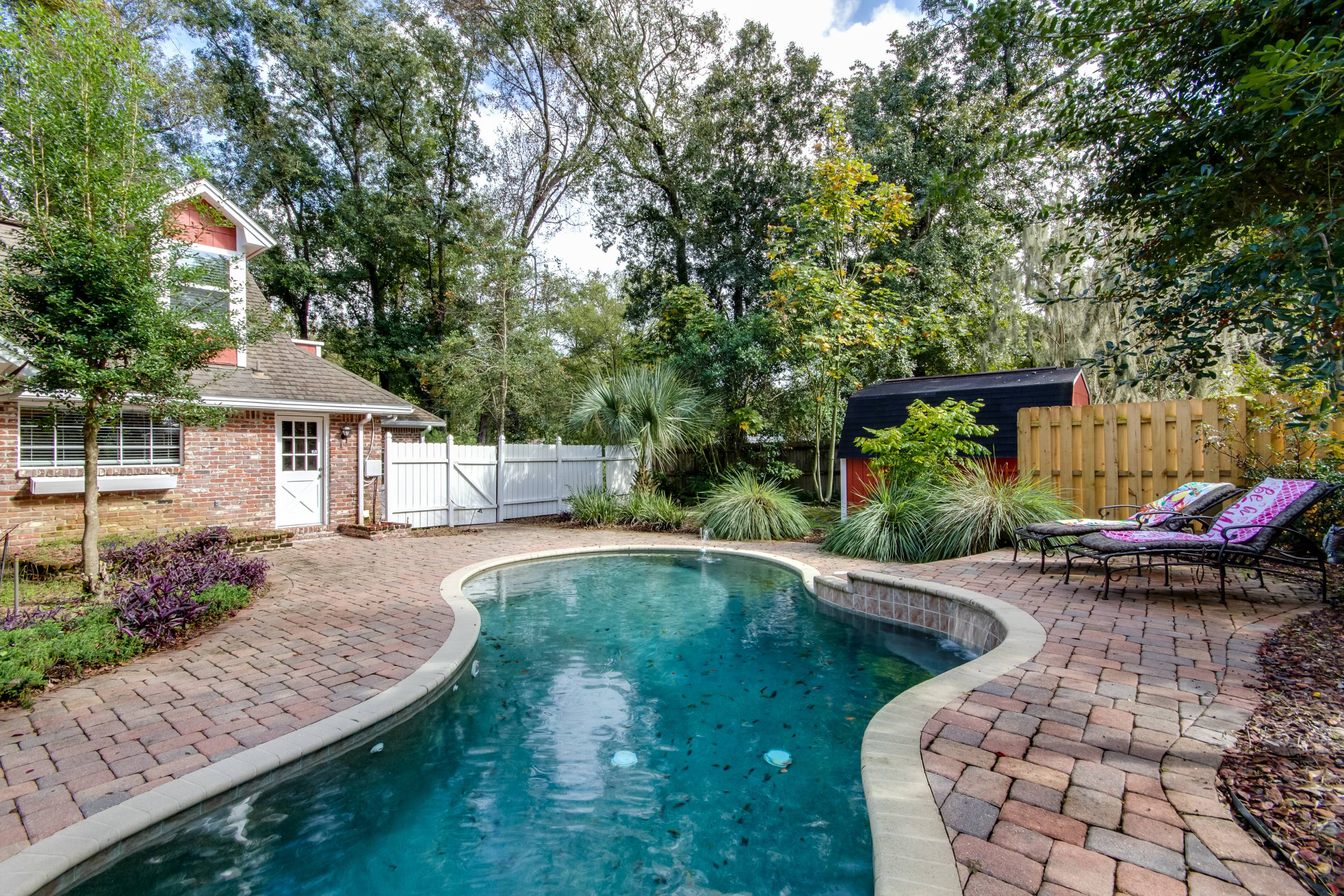English Cottage Pool Home -- Florida Style! - Orange Park, FL