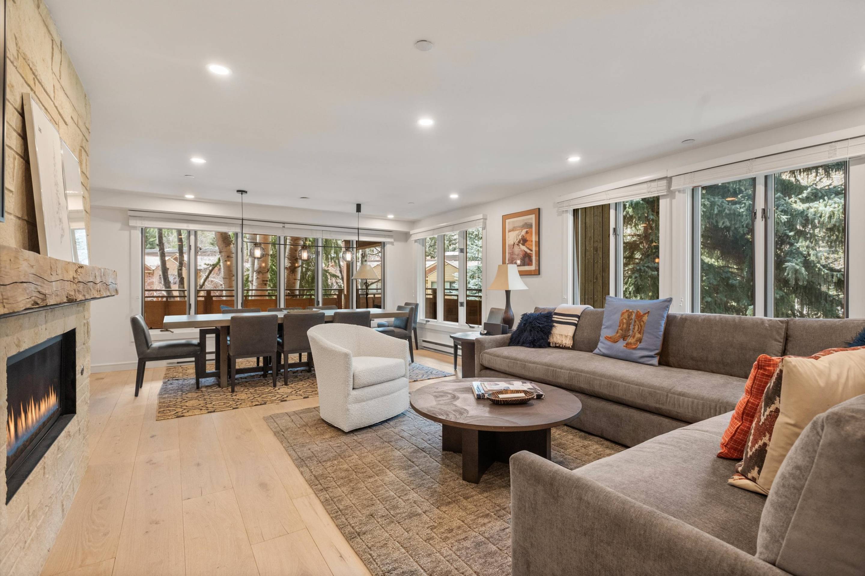 Little Nell Condo 10 - Aspen, CO