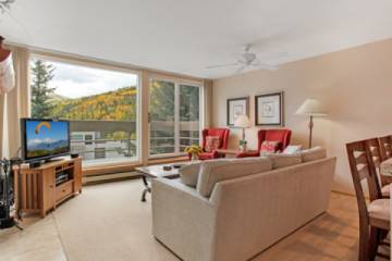 Vail Vacation Rental | Sweeping Mountain Vistas from this Condo ...