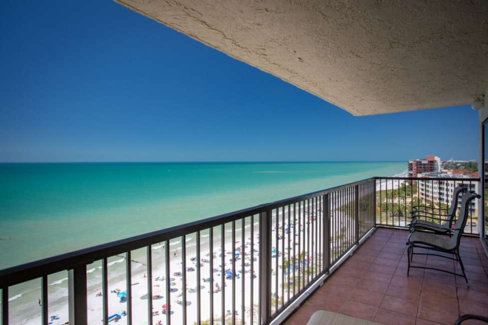 Madeira Beach Vacation Rental | Top Corner Unit in Beachfront Ocean ...