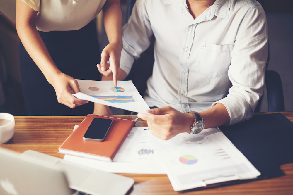 11 Simple Ways You Can Impress Your New, Millennial Boss ...