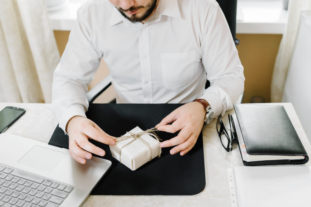 The Best Post-Event Gift-Giving Strategies | BusinessCollective