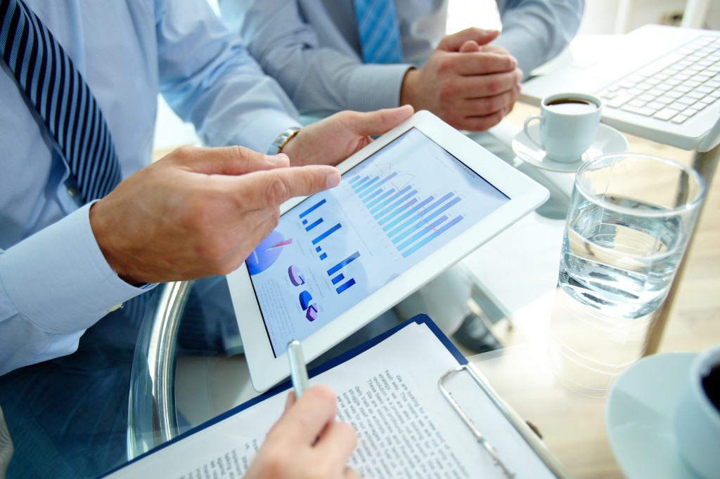 8 Tips for Designing a Compensation Package for Your Sales Team ...