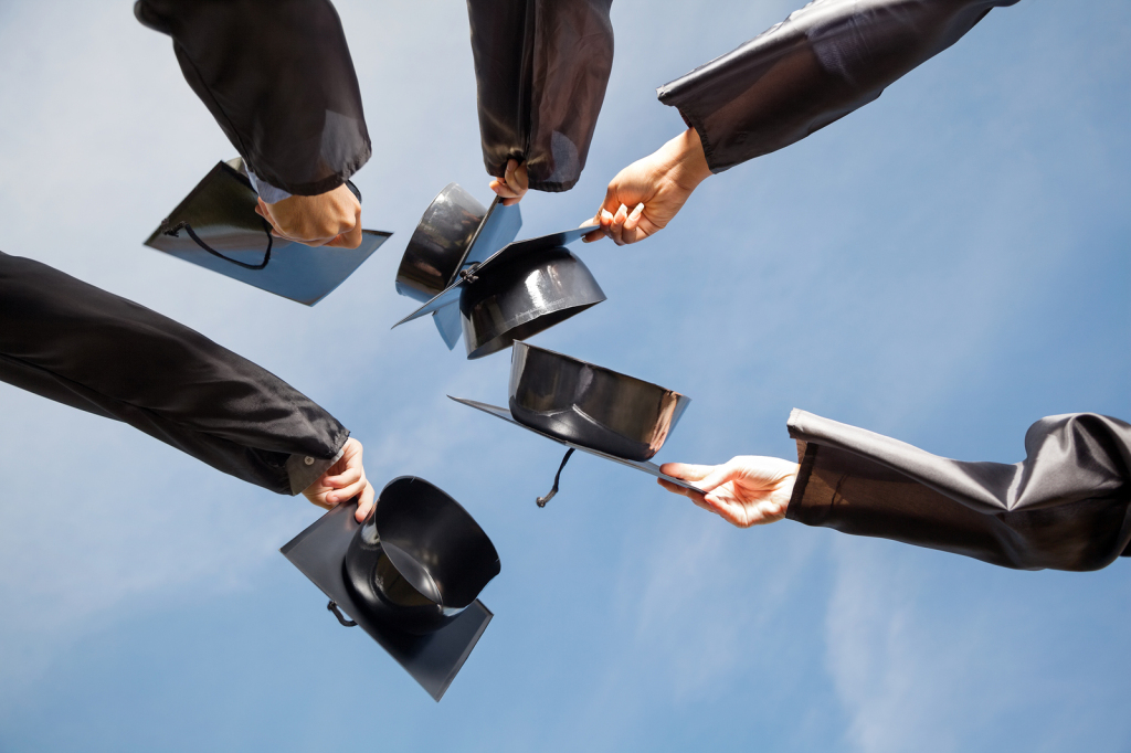 10 Ways to Recruit This Year’s Smartest College Grads | BusinessCollective