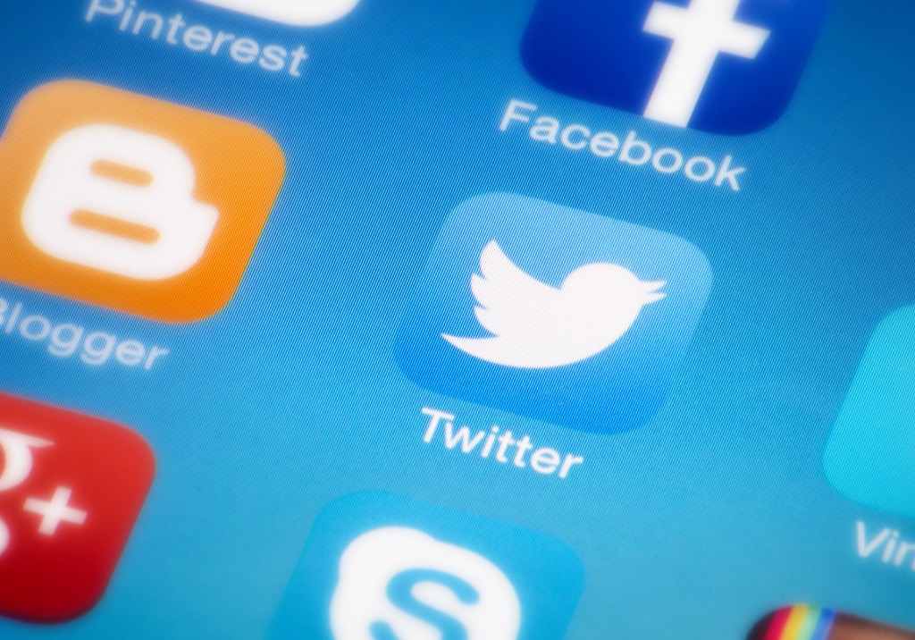 11 Twitter Mistakes to Avoid at all Costs | BusinessCollective