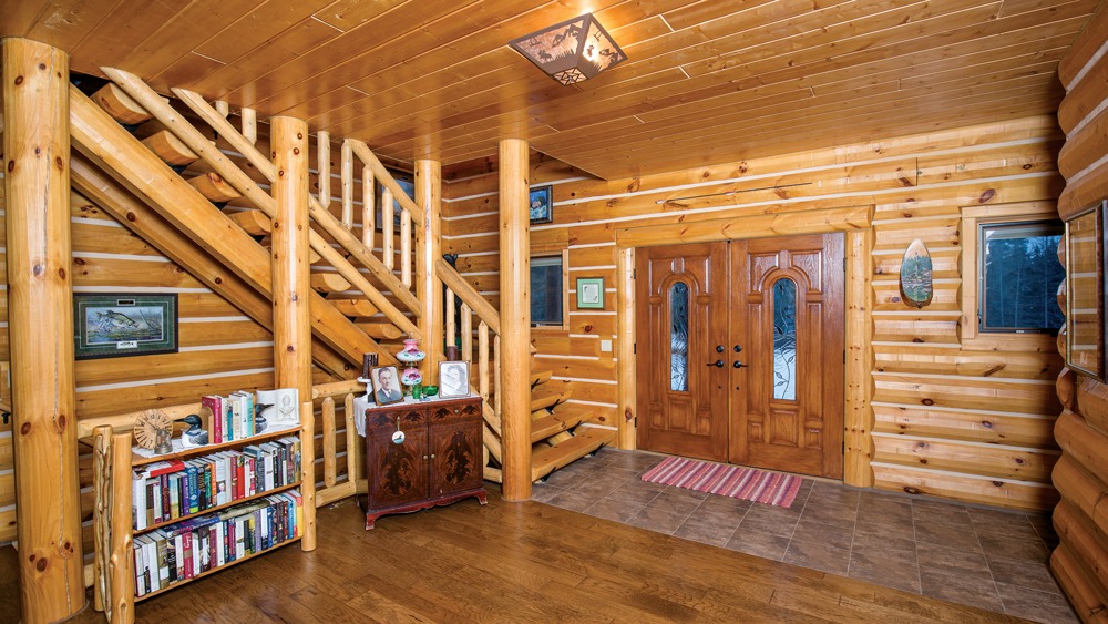 This Log Home Is a Hunter's Paradise