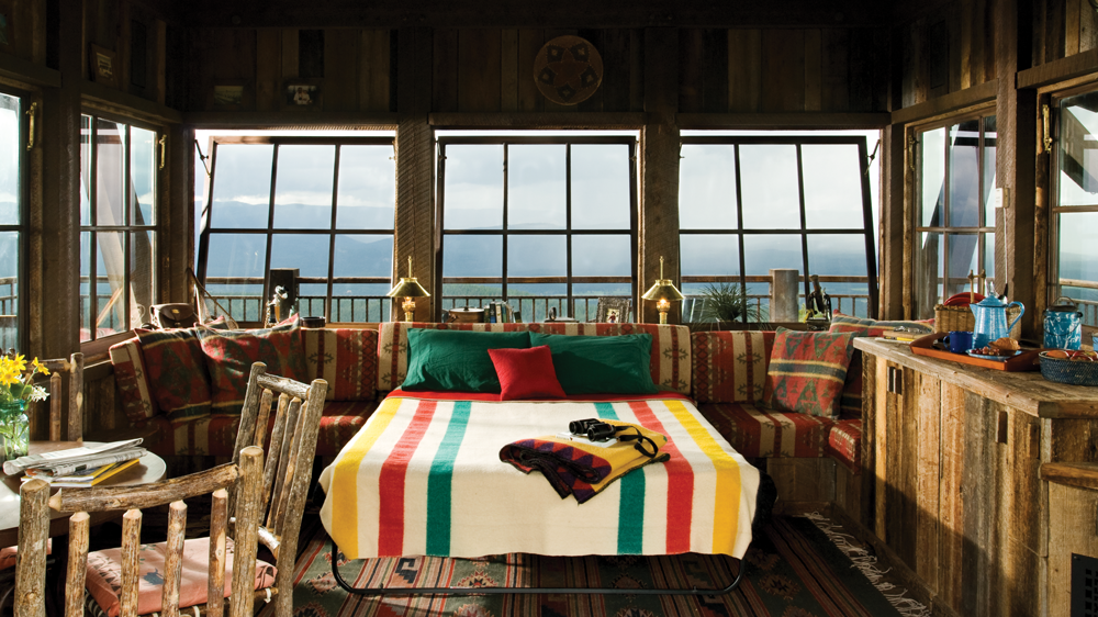 A Montana Cabin That Looks Like a Fire Lookout Tower