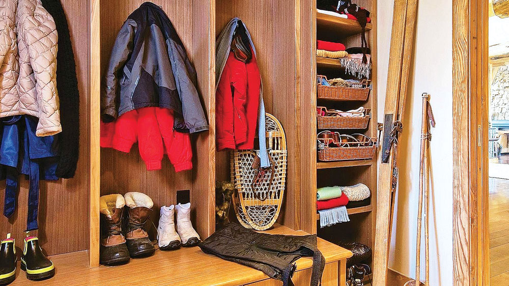 7 Smart Storage Options for Your Small Log Home