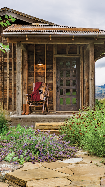 This Stone and Timber Structure Is Industrious-Modern Goals