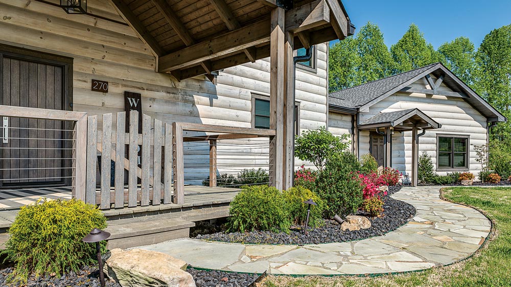 A Contemporary But Warm and Rustic Tennessee Home