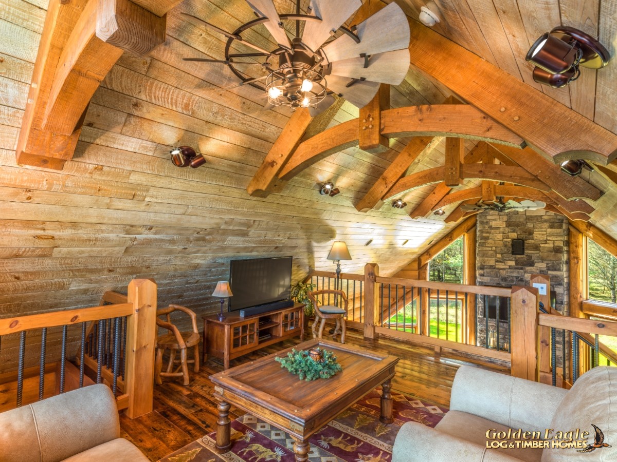 Custom Log And Timber Home 2124AL by Golden Eagle Log & Timber Homes